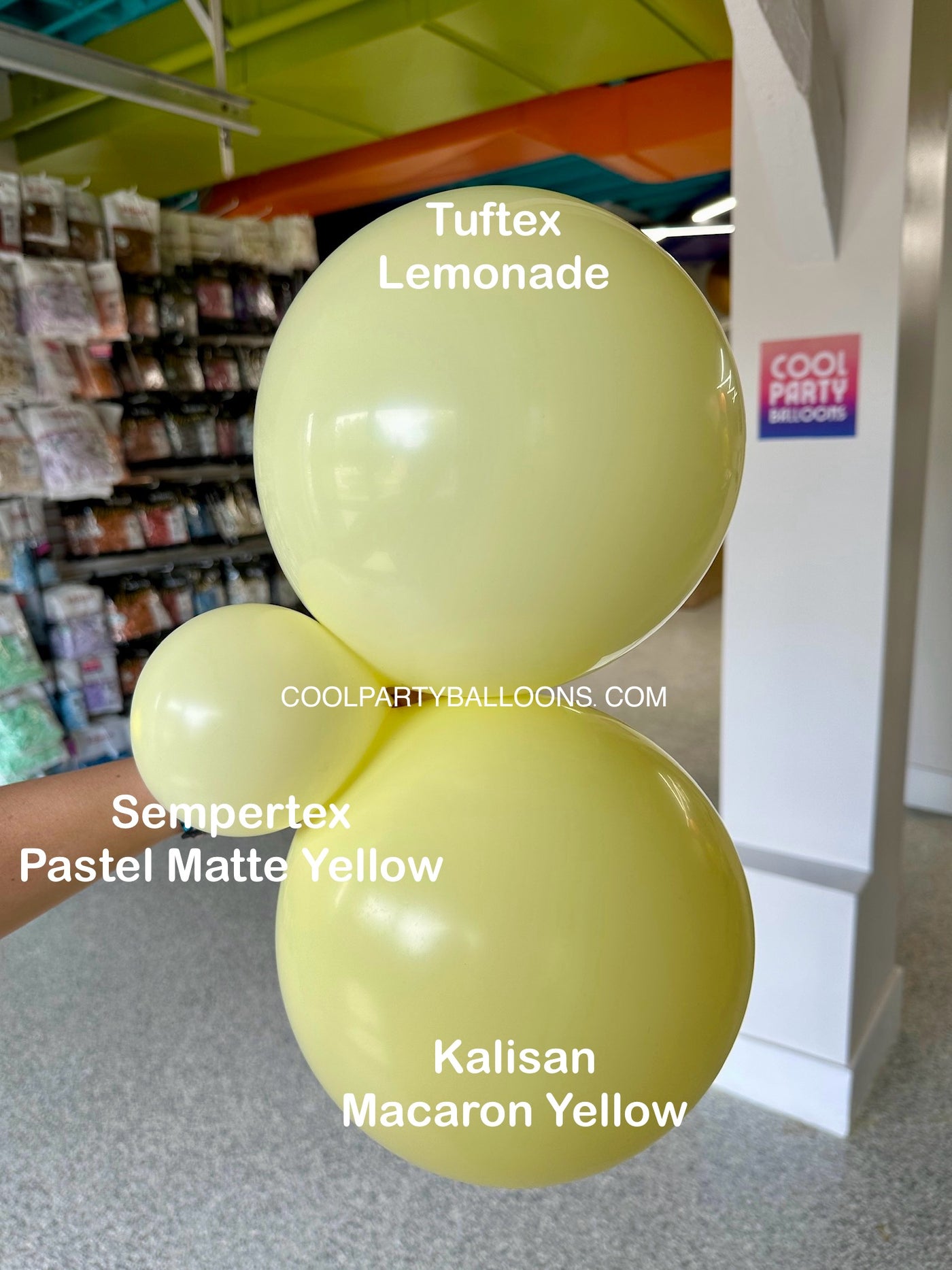 Yellow – Cool Party Balloons